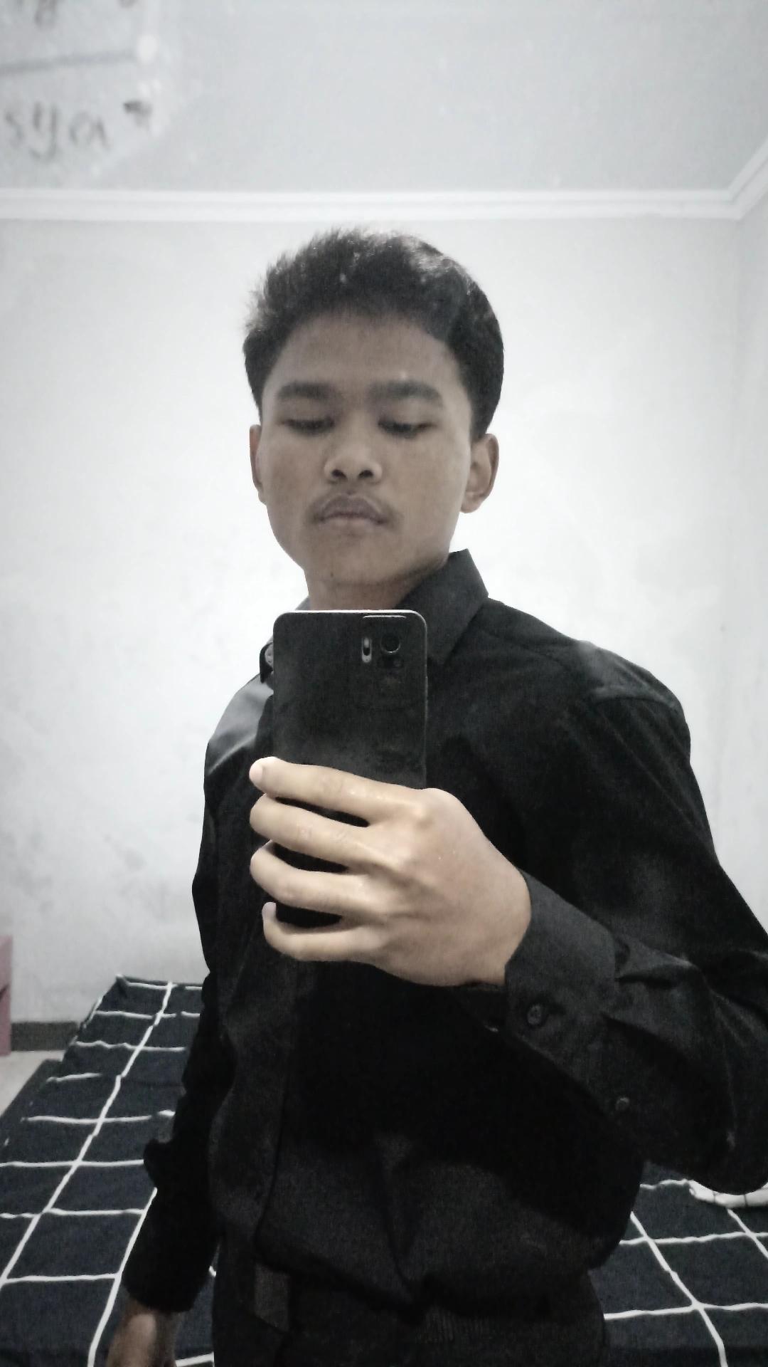 Tentang Haris Aidhin Ramadhan